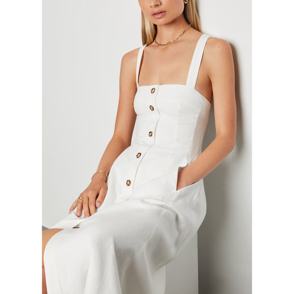 Designer Dresses - Shop Tightly-Curated Brands | goop