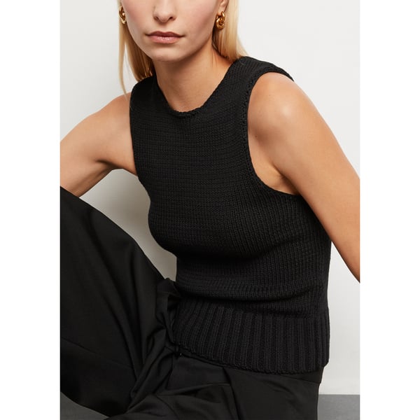 Tops - Shop Curated Tops & Closet Essentials | goop